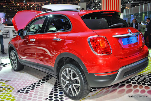 Fiat 500 USA: Fiat 500X at Paris Motor Show